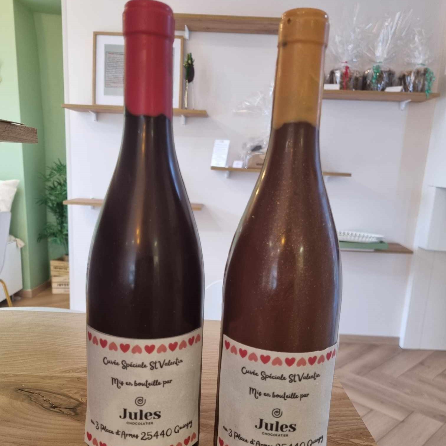 Bouteille de Vin en Chocolat Lait ou Noir - Jules Chocolatier